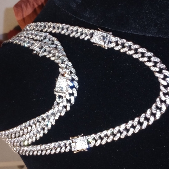 Jordan | Shoes | A Rapper Stack Two 8 Short One Long 26 Chain Water ...